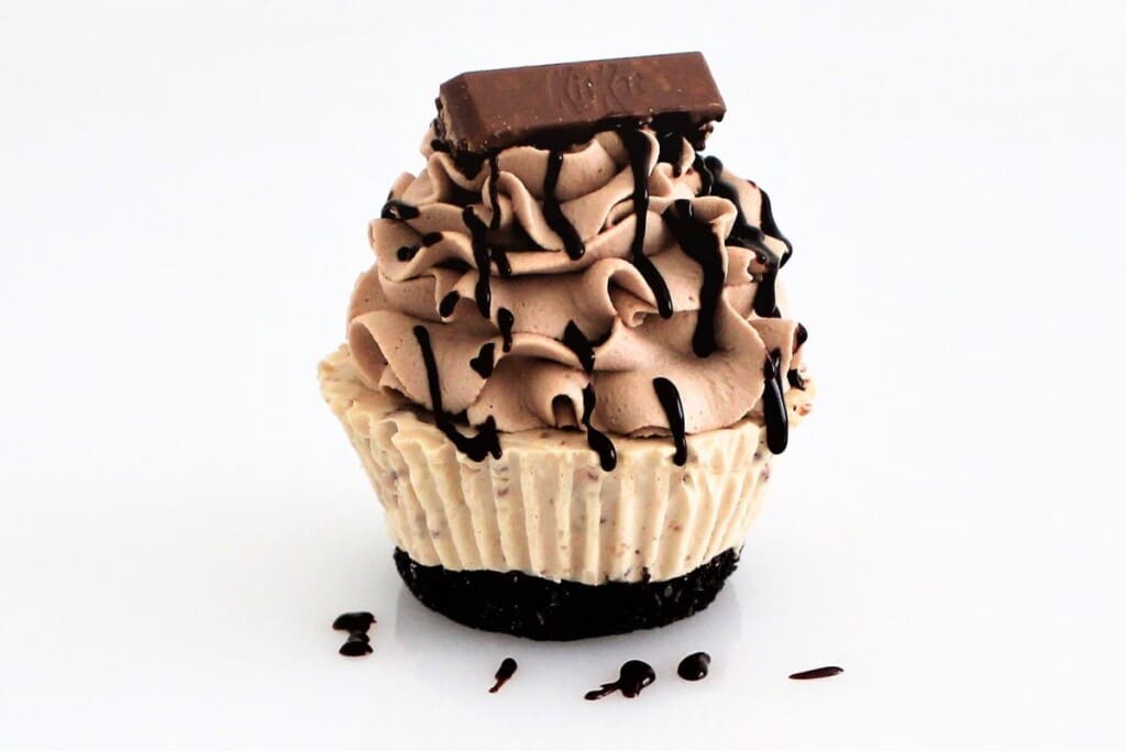 Mini Kit Kat Cheesecakes: A Heavenly Chocolate Dessert