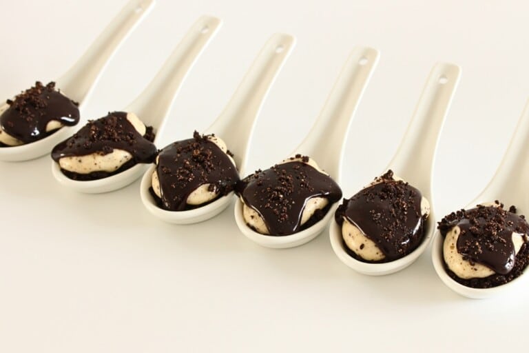 Cheesecake Tasting Spoons Delicious Bite-Size Treats - Cupcake Savvy’s ...
