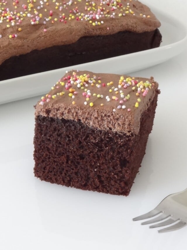 Chocolate Icebox Cake: Simple, Delicious No-Bake Dessert Try it!